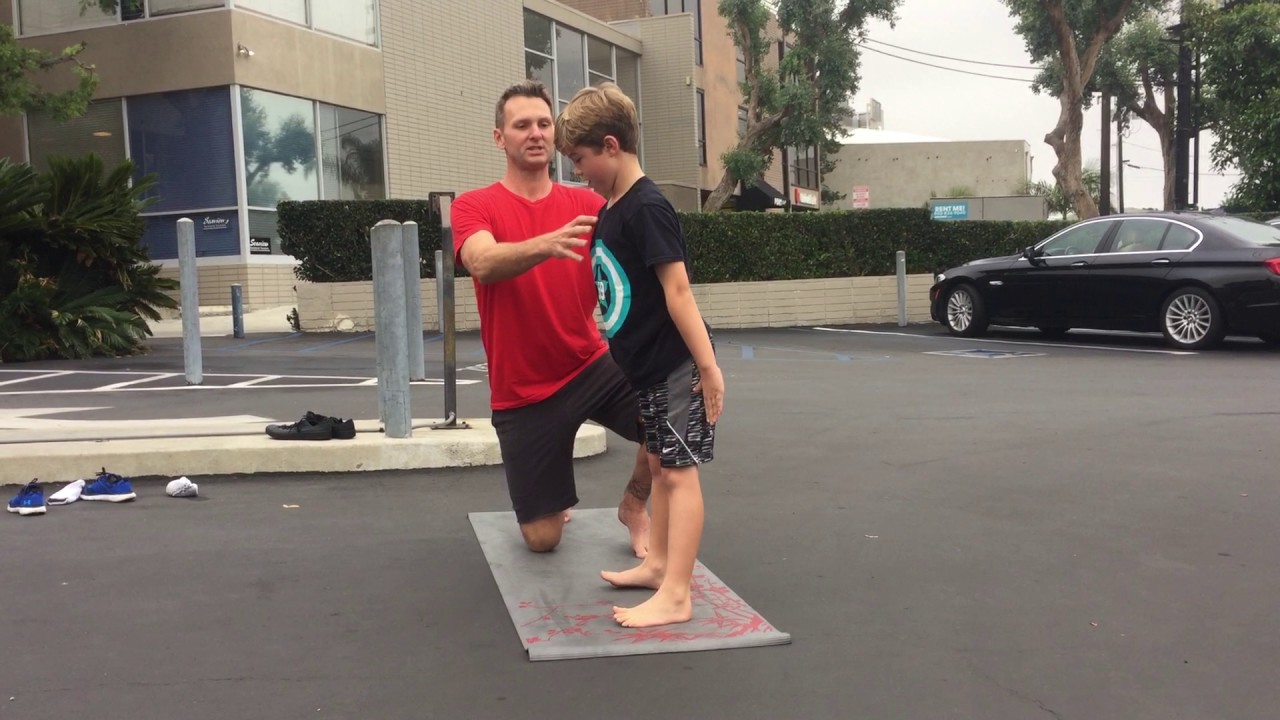 Kid Training. The proper Squat - YouTube
