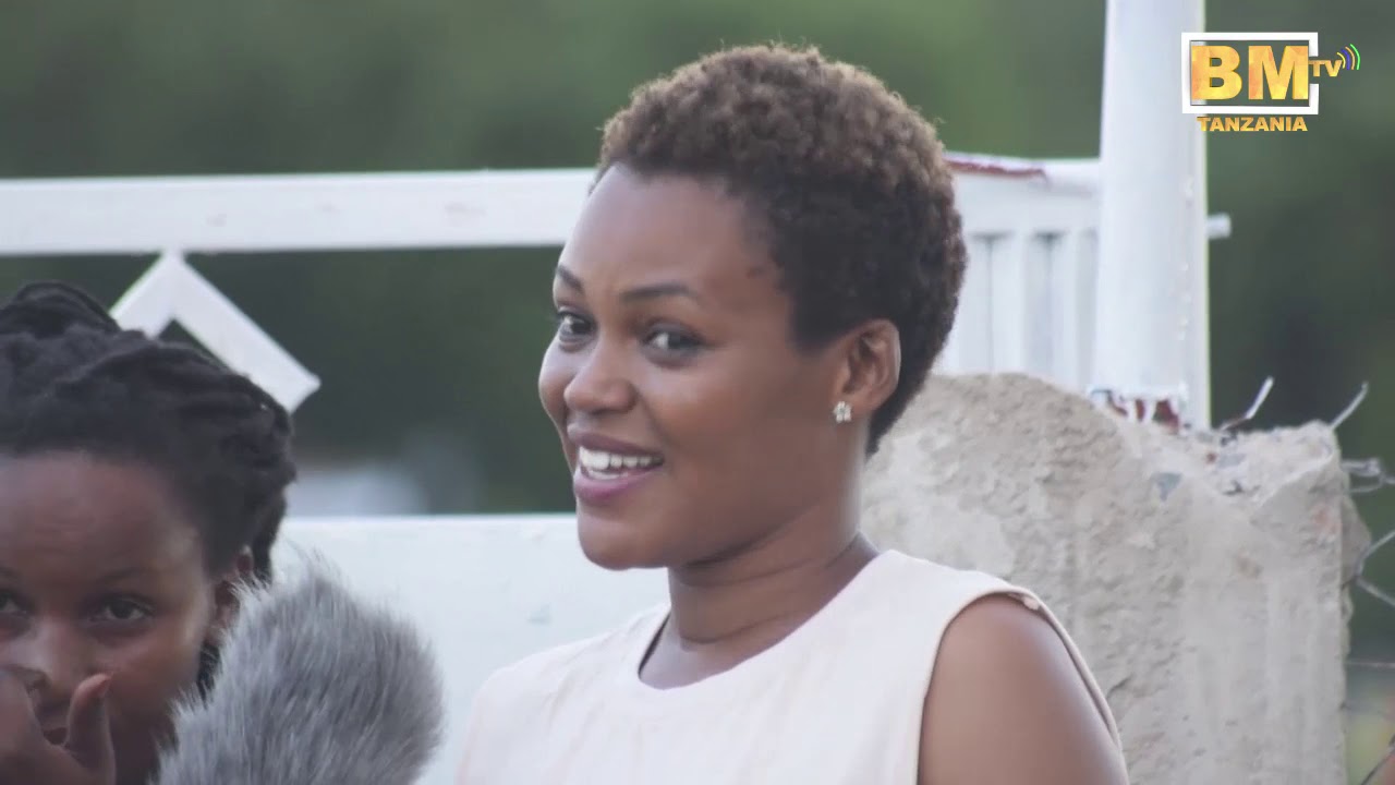 Warembo wa Simba Walivyodamshi, Kabla ya Uzinduzi wa Uwanja wa Simba ...