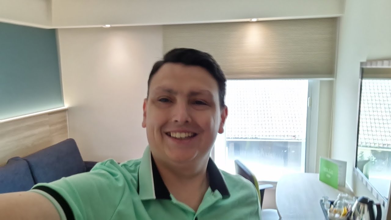 Room Tour at York Hotel - Hampton by Hilton (Toft Green) - YouTube