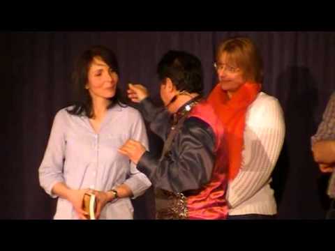 Gedeankenleser Hamid Mostofi - Mentalmagie- Buchtest - YouTube