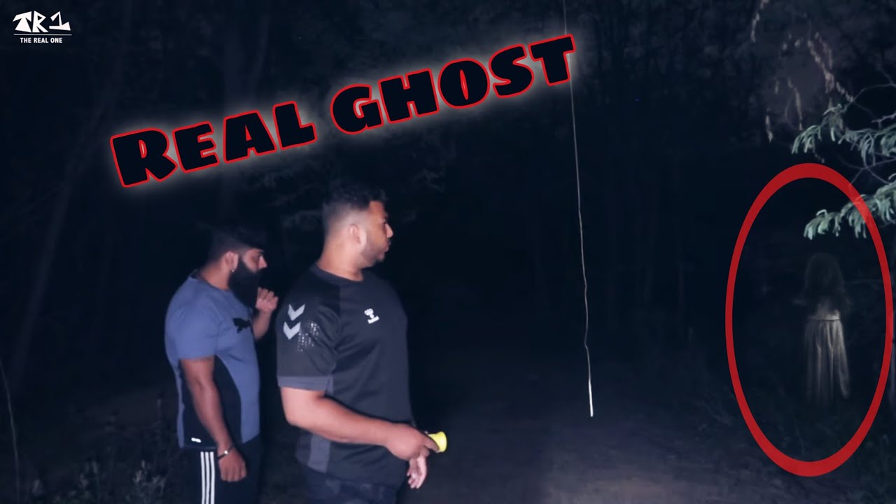 Real ghost caught on camera | Humesha lagta tha yahi milega ghost ...