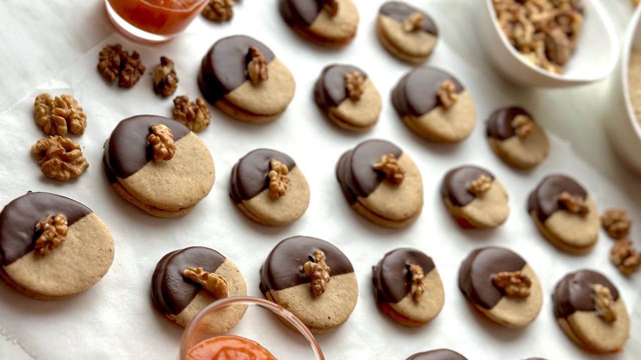 Diós Linzer Baracklekvárral🍑 Csokiba mártva🍫#dió #linzer #karácsony # ...