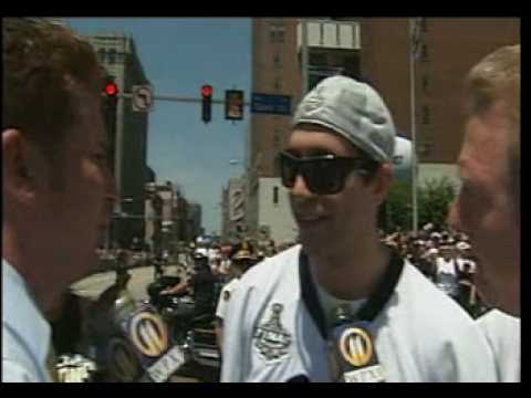 WPXI - Max Talbot Tries To Crowd Surf At Penguins Victory Parade - YouTube