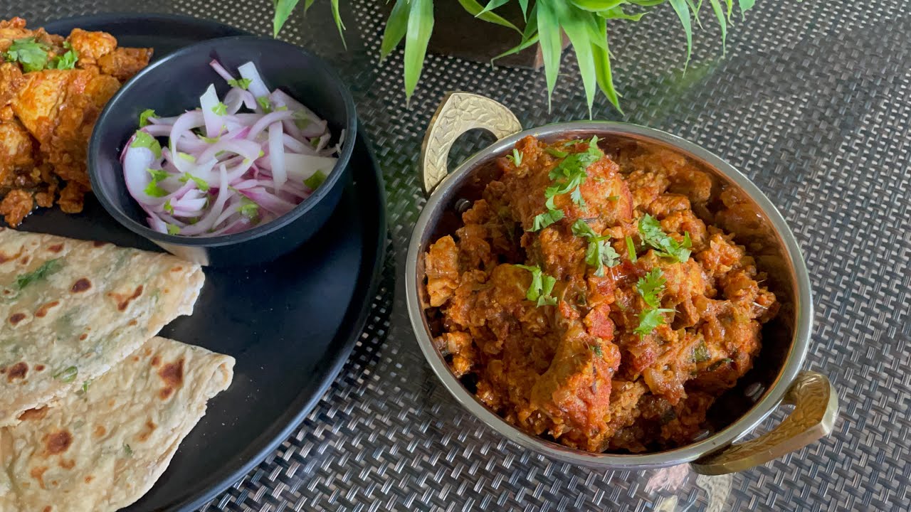 Chicken Rara Recipe | Juicy Chicken With Spicy Keema Masala!! - YouTube