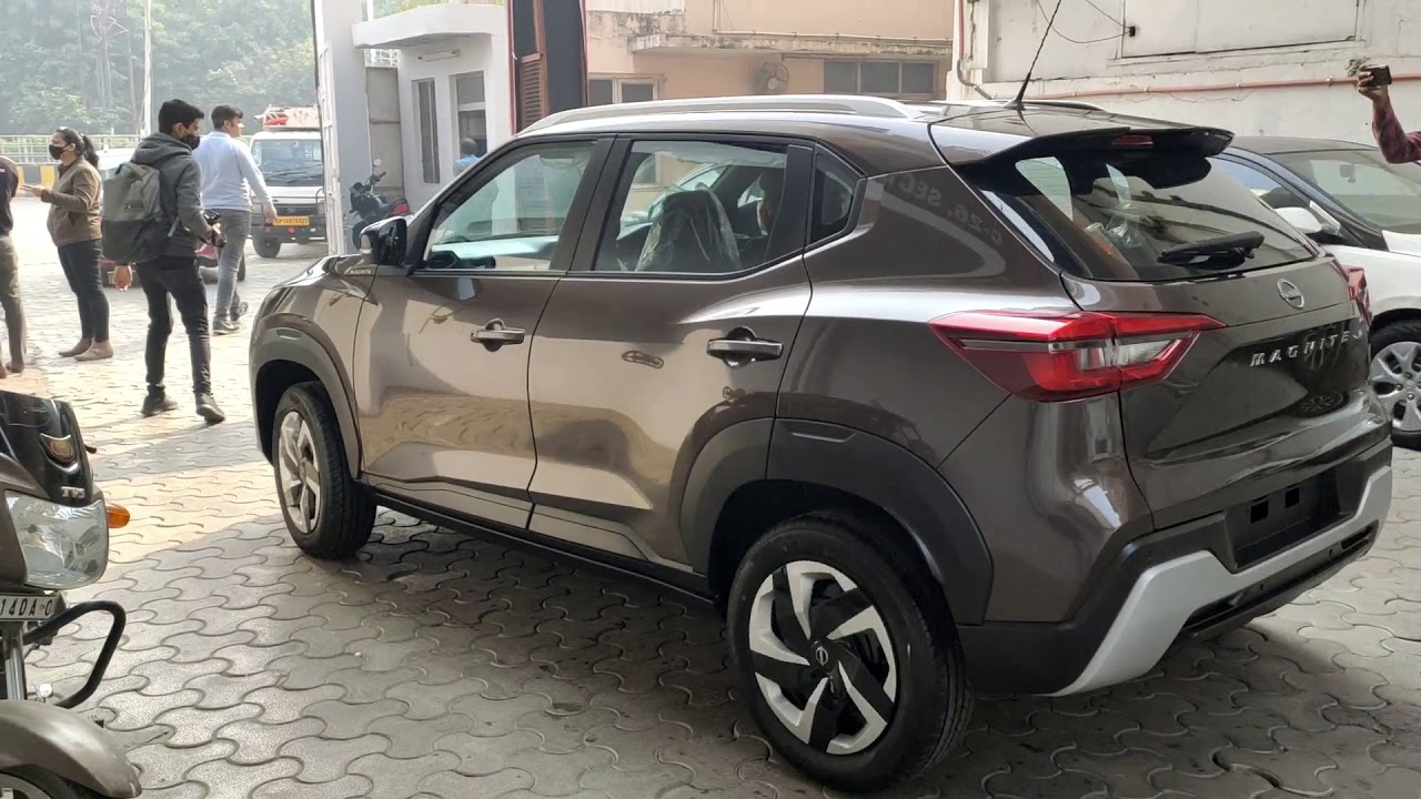 Nissan Magnite Base Model Walkaround Video || Nissan Magnite XL Model ...