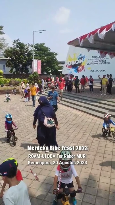 "Parade Finish" Merdeka Bike Feast 2023, ROAM-UI BBA, Kemenpora 20 Agustus 2023 - YouTube