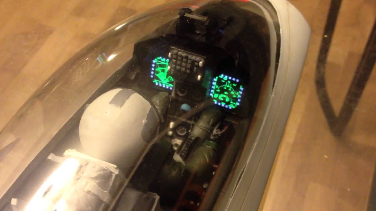 Working VoyTech-RC MFD Screens in 1/8th Scale Tamjets F-16 Cockpit ...