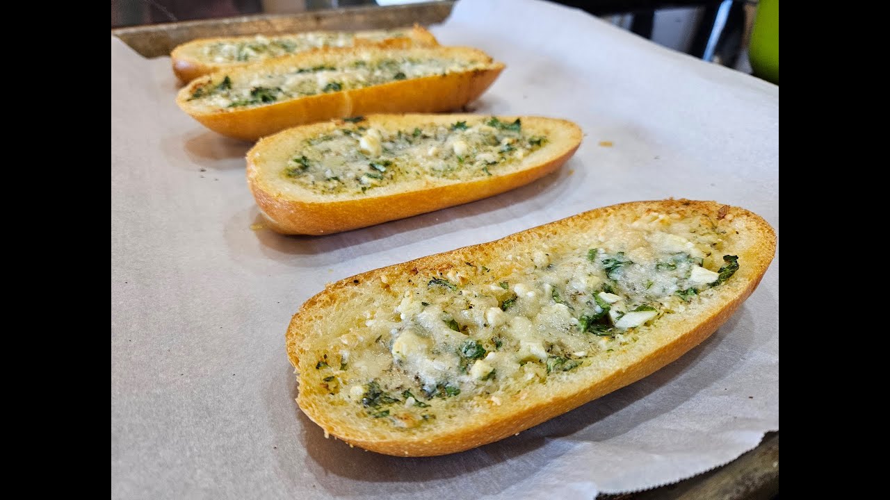 UP YOUR GARLIC BREAD GAME | COOKING FROM THE LOFT - YouTube