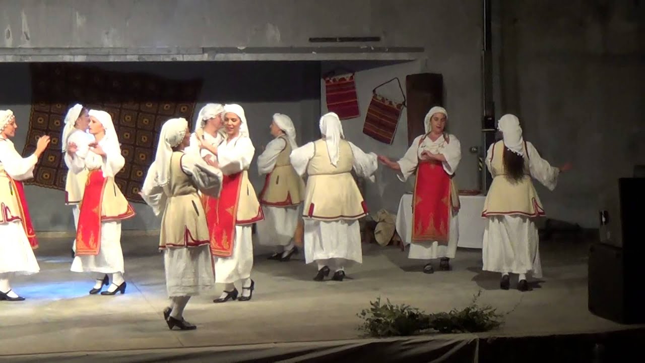 ΘΕΣΣΑΛΙΑ : ( ΧΟΡΟΣ: ΜΠΕΡΑΤΙ - ΤΑΣΣΑ )( ΚΗΠΟΘΕΑΤΡΟ 05/10/2014) ). - YouTube