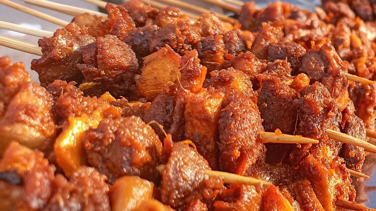 Cow Intestine roll in dhaka. Bangladeshi street food. rasel and roads ...