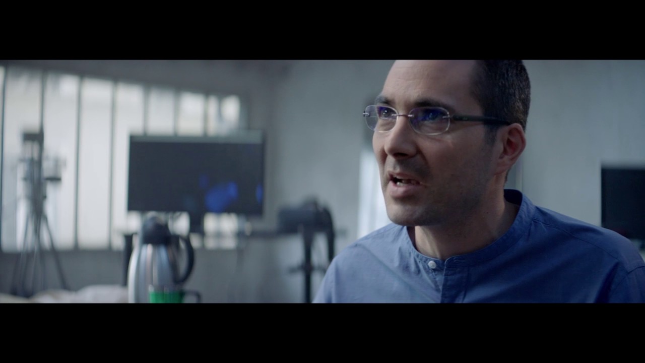 BNP Paribas - From Paper to Virtual Reality - YouTube