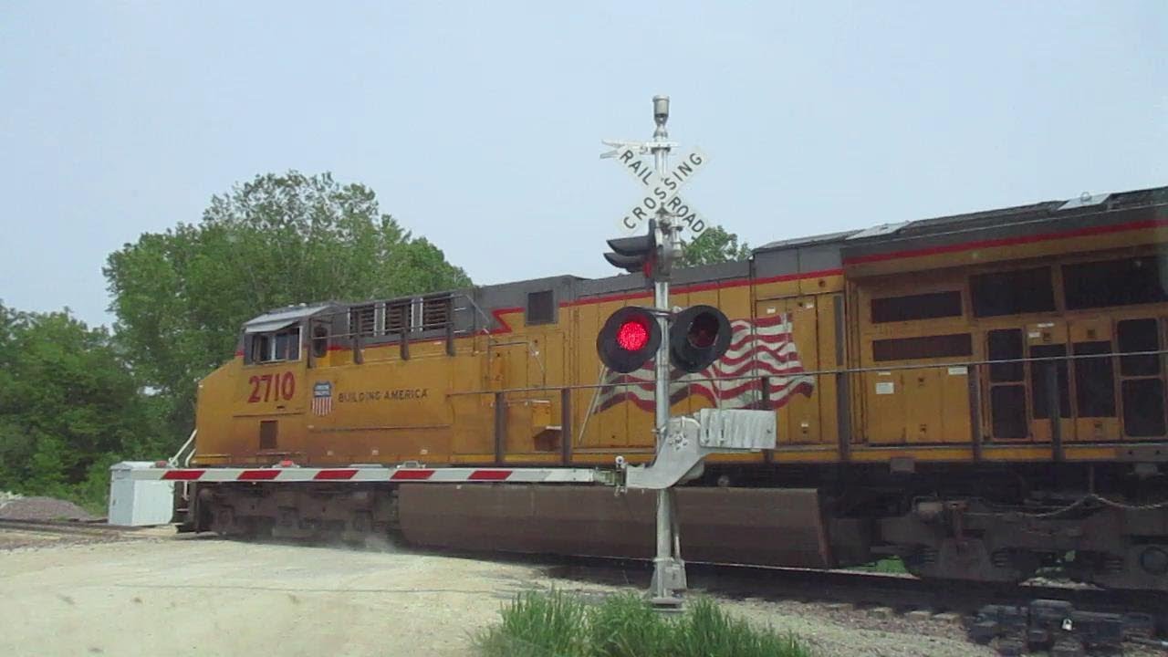 UP 2710 Plus 7 North MKCCNX (6-2-2019) - YouTube