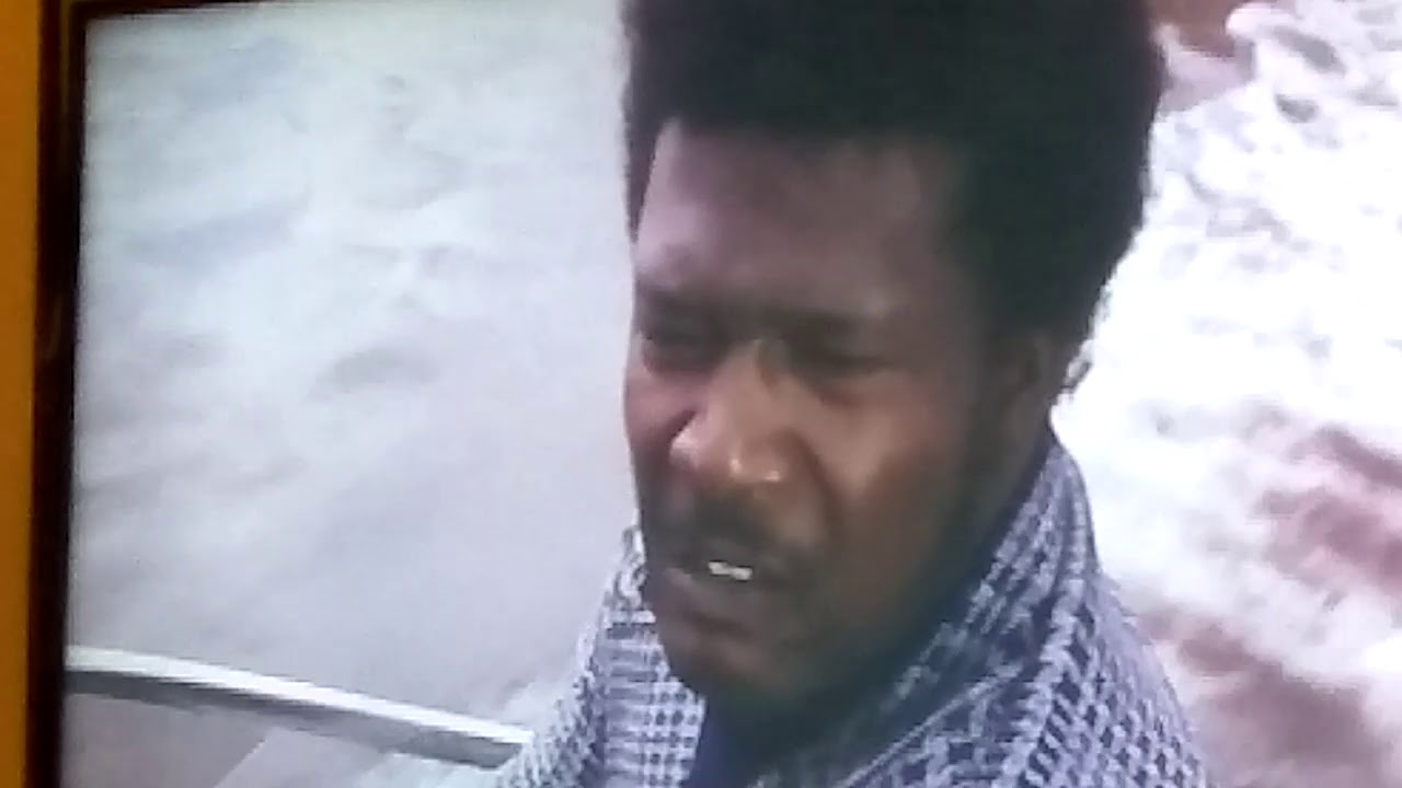 Live and Let Die (1973) Boat Chase - YouTube