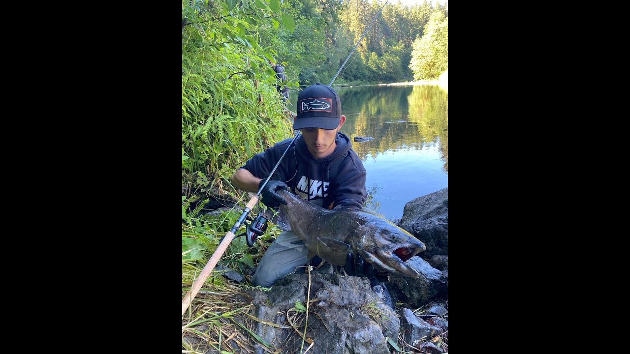 Fork King Salmon River Fishing! - YouTube