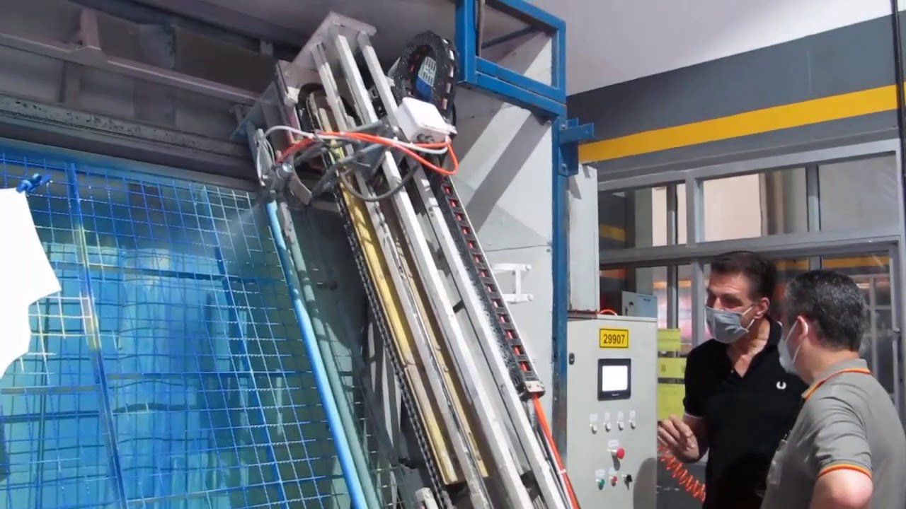 Spray Cabin - PLC Autospray - YouTube