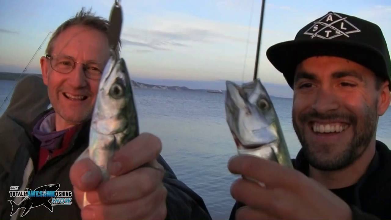 Epic Mackerel Fishing! | TAFishing - YouTube