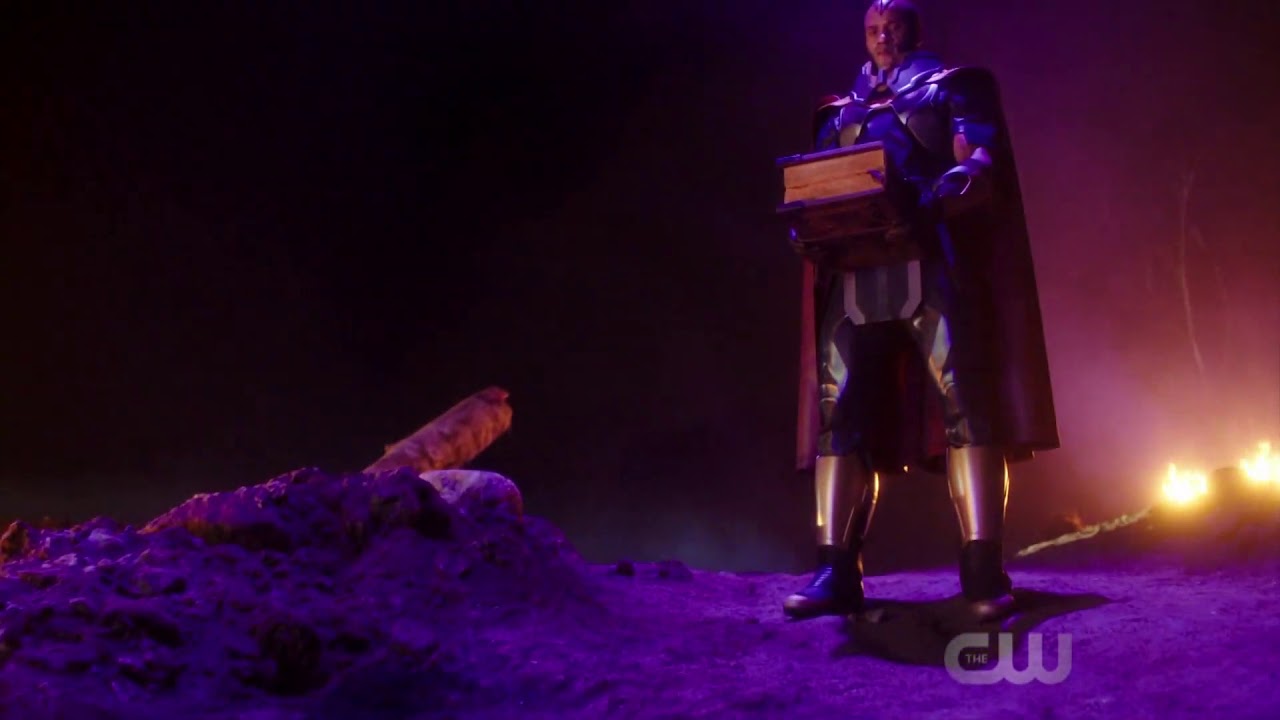 ELSEWORLDS – The Flash & The Monitor on Earth-90 [HD] - YouTube