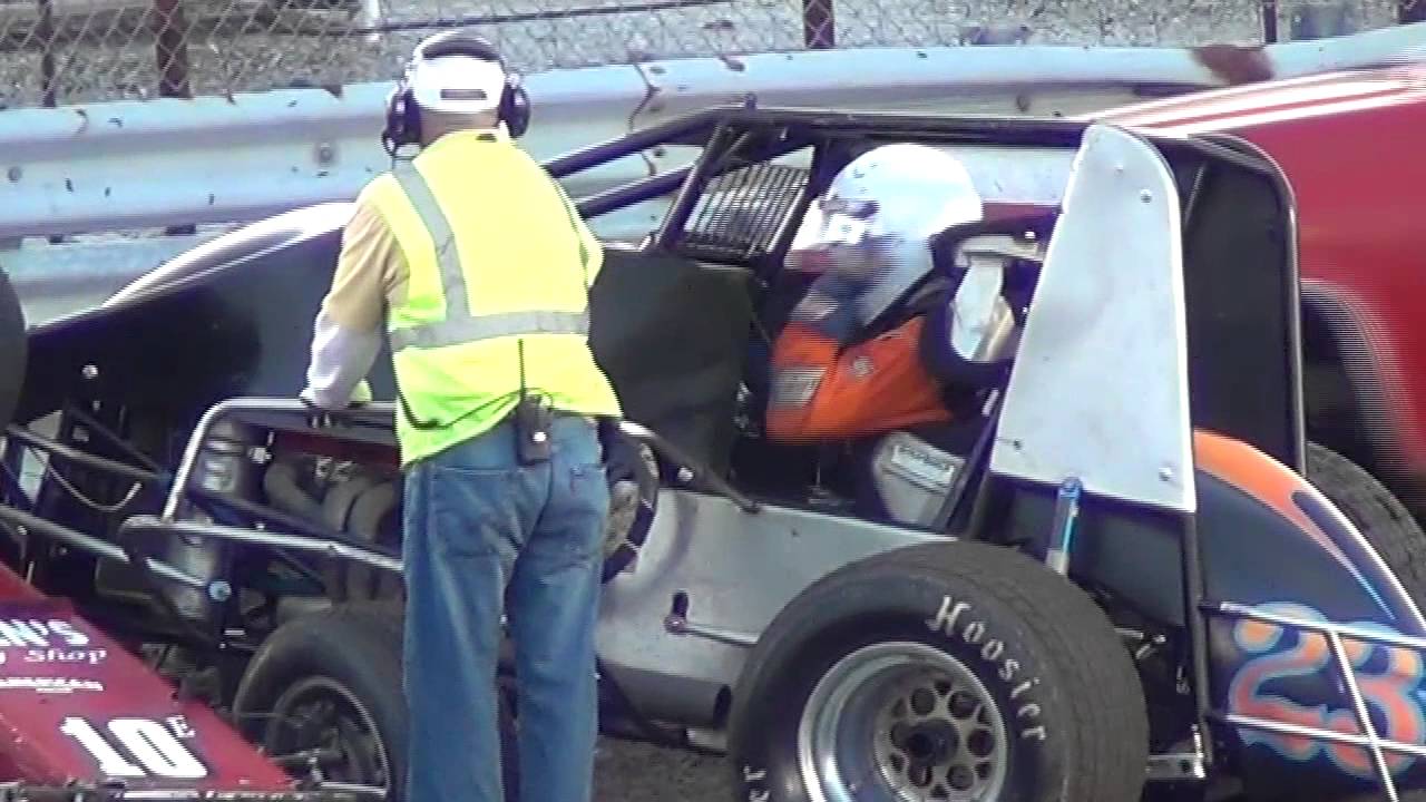 Billy Puterbaugh jr. - Wesley Gordon (Gas City Speedway) 9-14-12 - YouTube