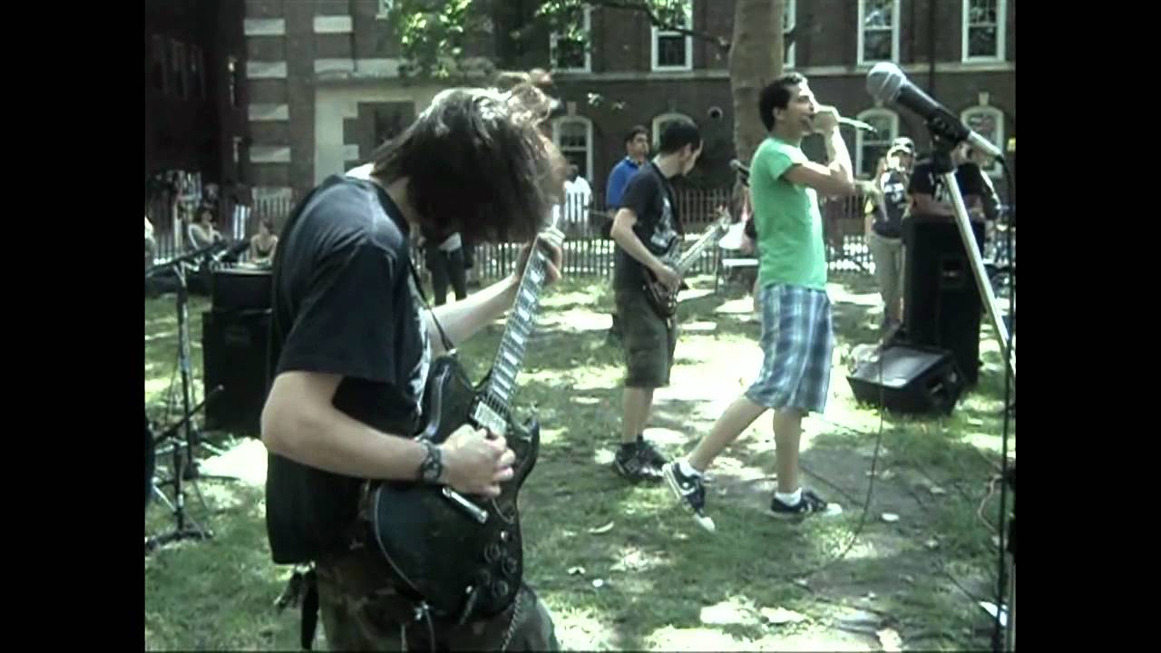 Wombat in Combat PUNK ISLAND 2011 - YouTube