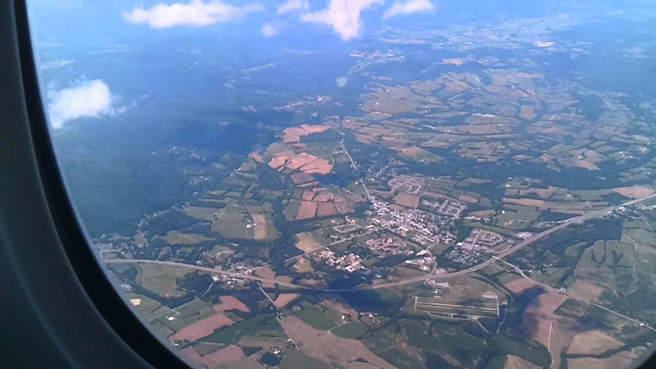 Lufthansa B747-800 Wing Flex - Trying to capture - HD - YouTube