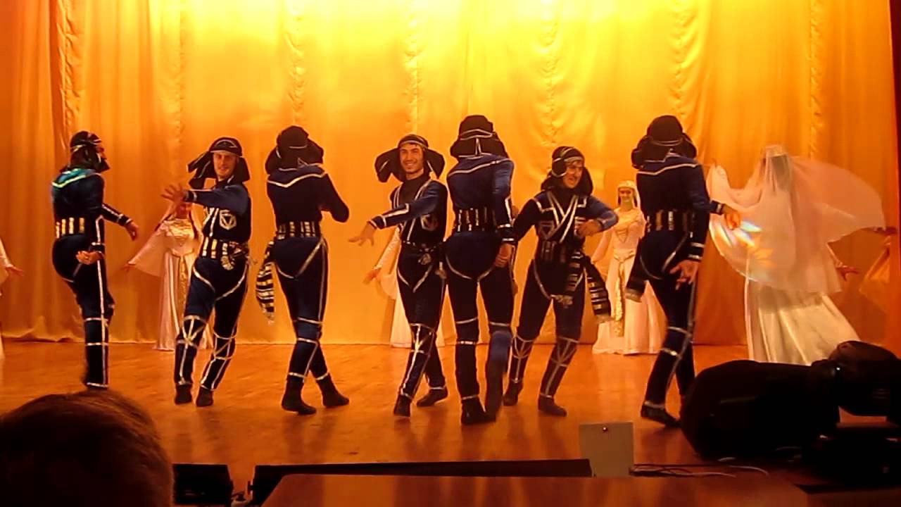 кавказский танец\Caucasus dance\Qafqaz reqsi 2011 - YouTube