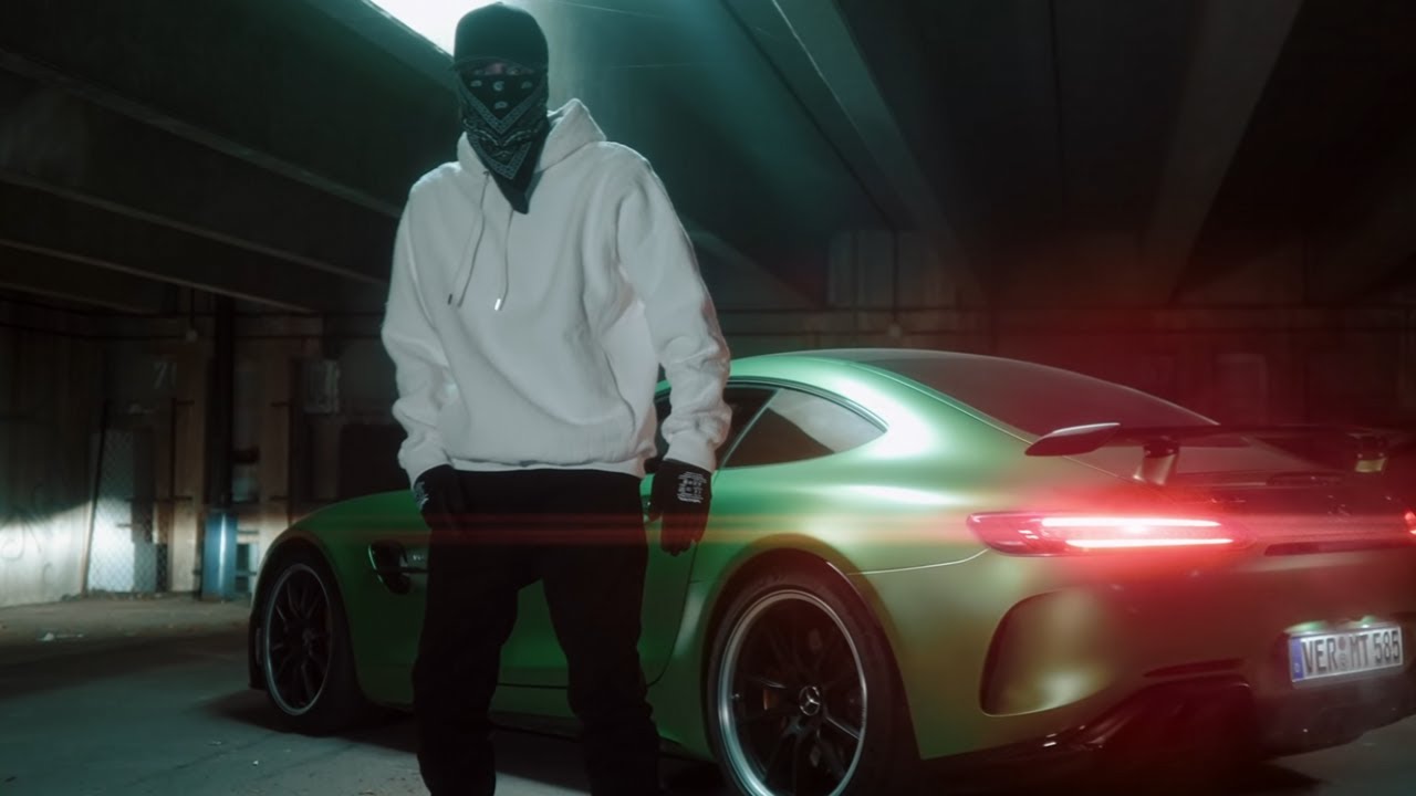 Ak Ausserkontrolle Feat Lx And Maxwell Stapeln Riesen Prod Whitecrxw