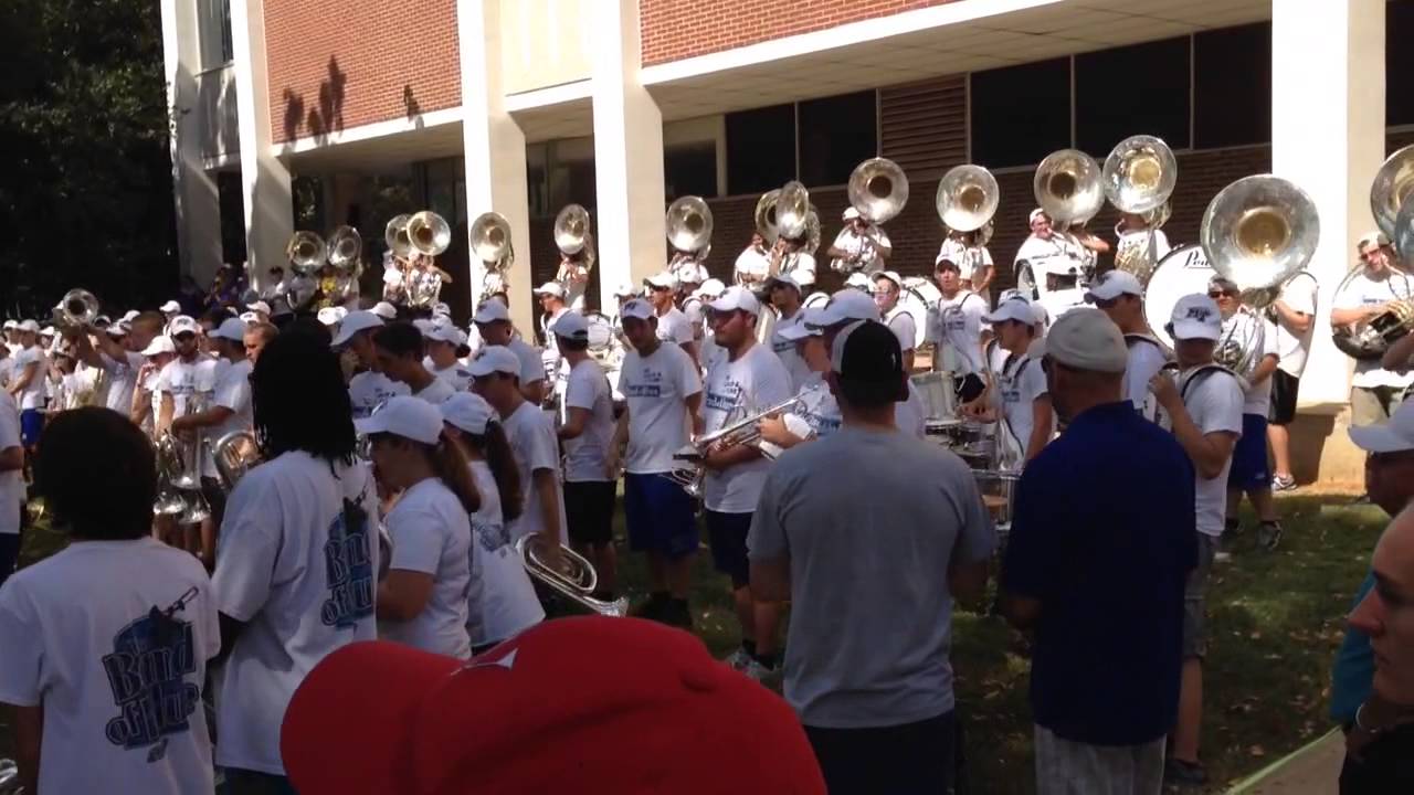 MTSU Band of Blue Raider Walk 10-5-2013 Part 1 - YouTube