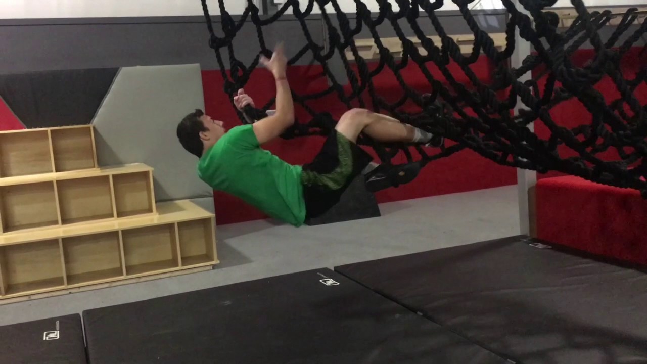 Ultimate Obstacles Ninja Series Finals - YouTube