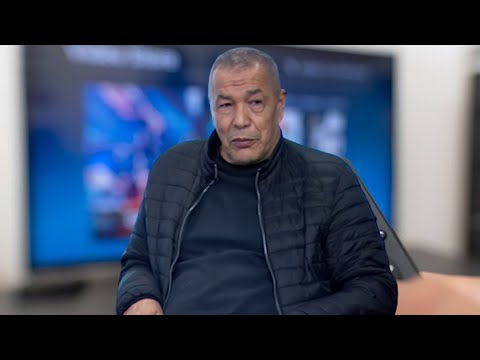 Algérie : Ali Benchikh victime d’une caméra cachée, craque en direct sur El Heddaf TV