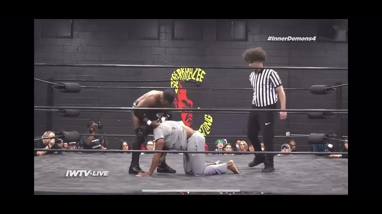 “The Church’s Money” BLK Jeez vs Homeless Von at Superkrazee Pro ...