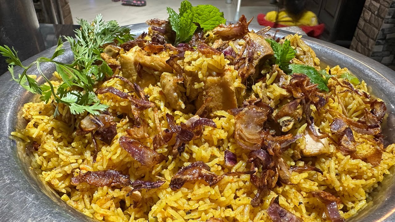 Meenakshi Manipuri style Biryani 😎😜how to make simple and easy manipuri ...