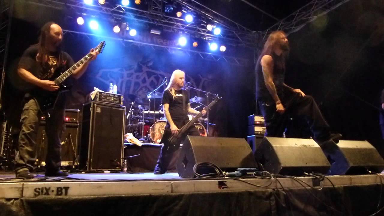 Suffocation live Deathfeast 2015 - YouTube