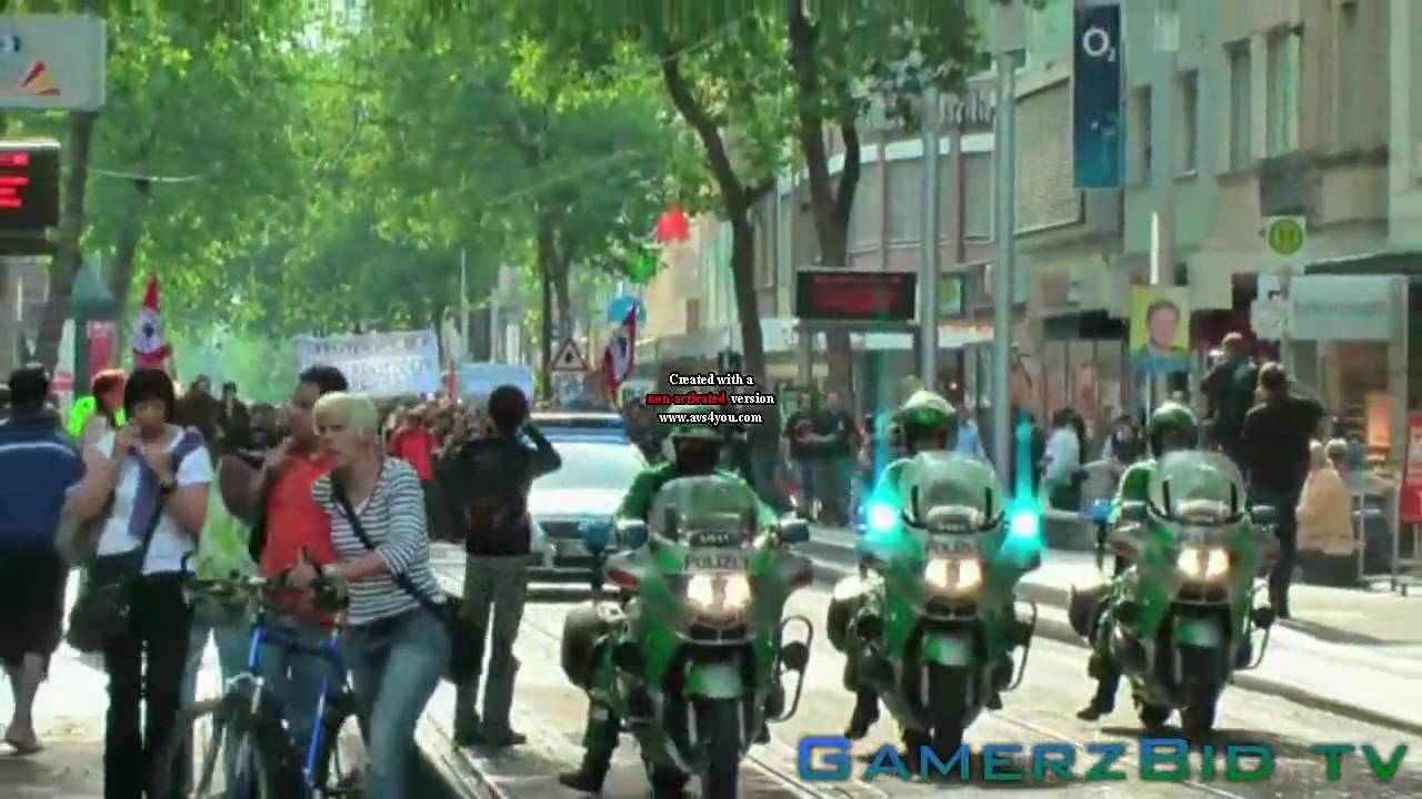 German Gamers Protest Against Govt Crackdown on Violent Games - YouTube