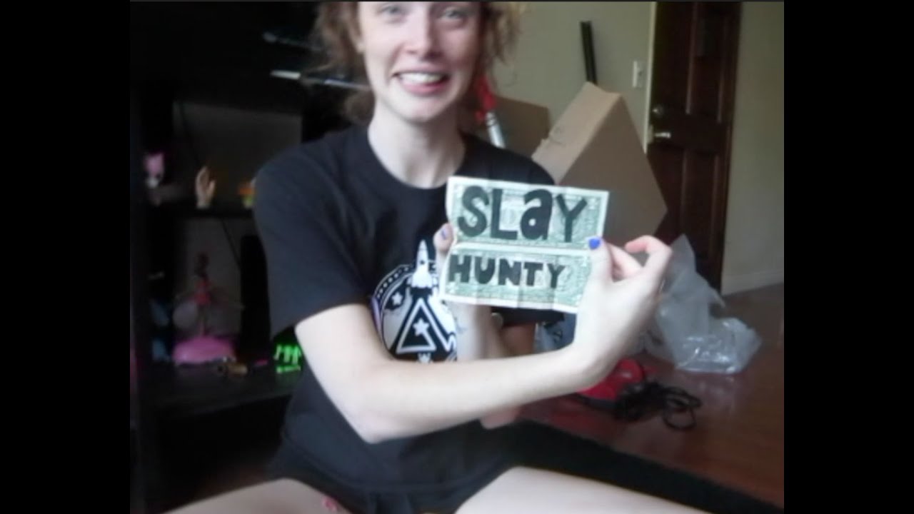 WE PRINTED OFF OUR OWN MONEY AND WE DIED | Carly & Erin Vlogs - YouTube