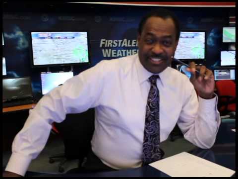 Bryan Busby and Nick Bender preview the news at 6 - YouTube