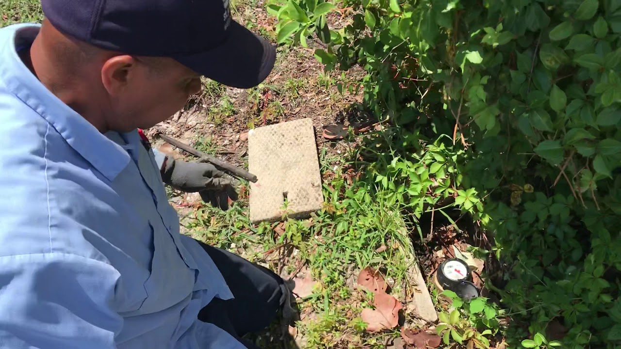 Stealing water meters - YouTube