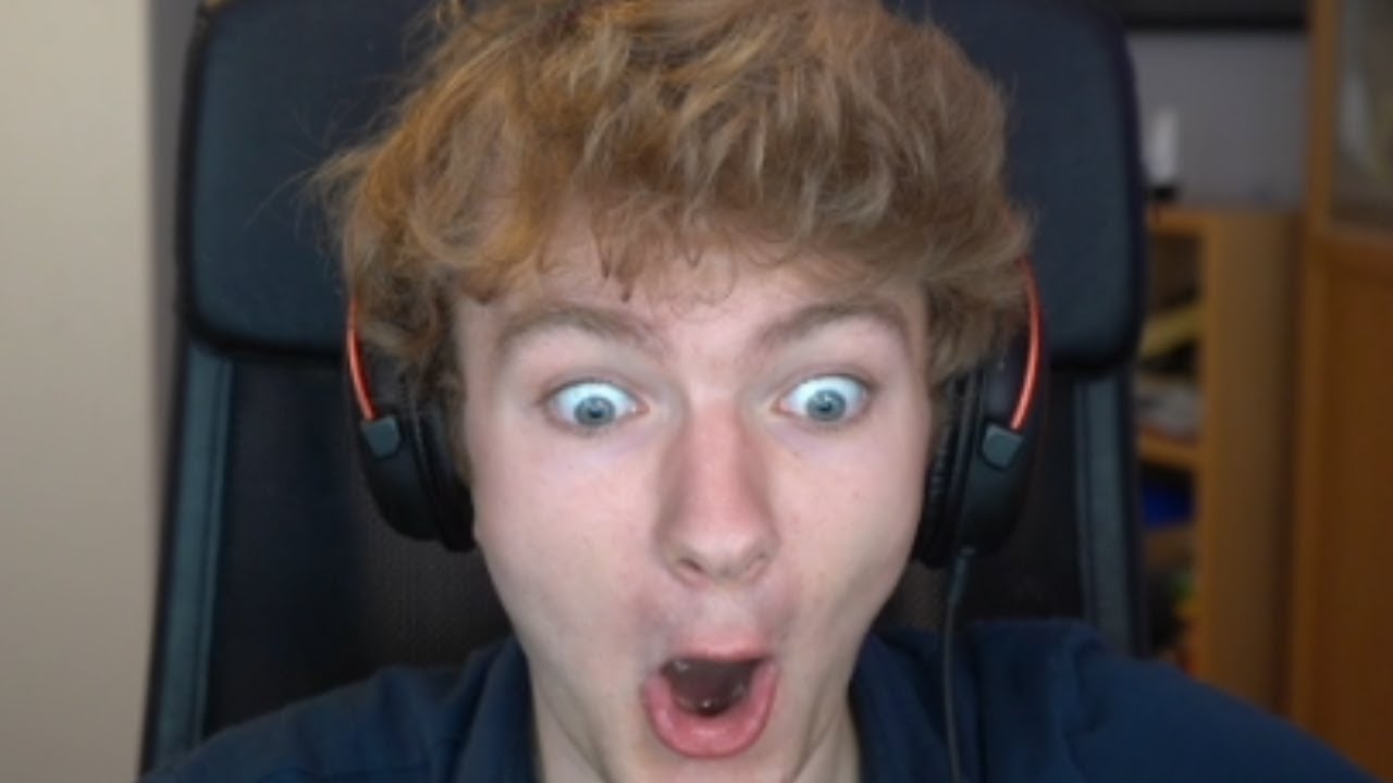 Tommyinnit reveals Last Stream on his Room - YouTube