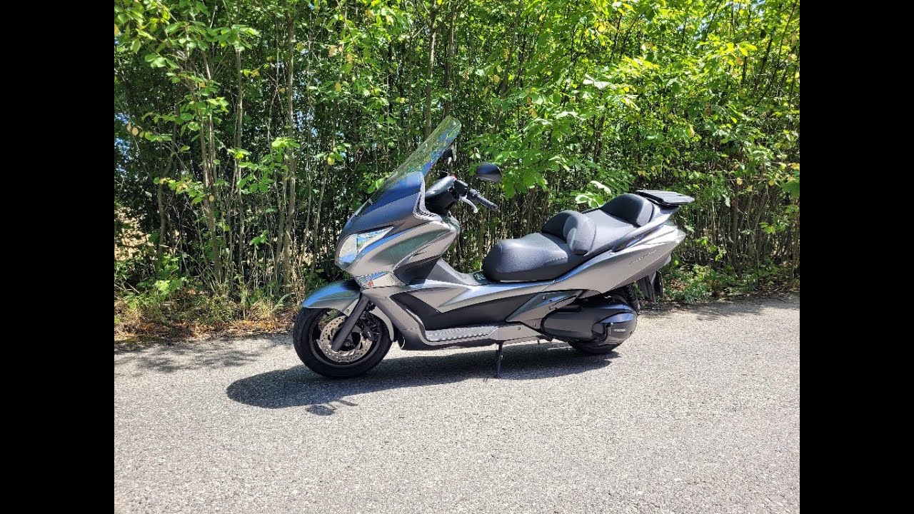 Honda SW-T 400 2011 - YouTube