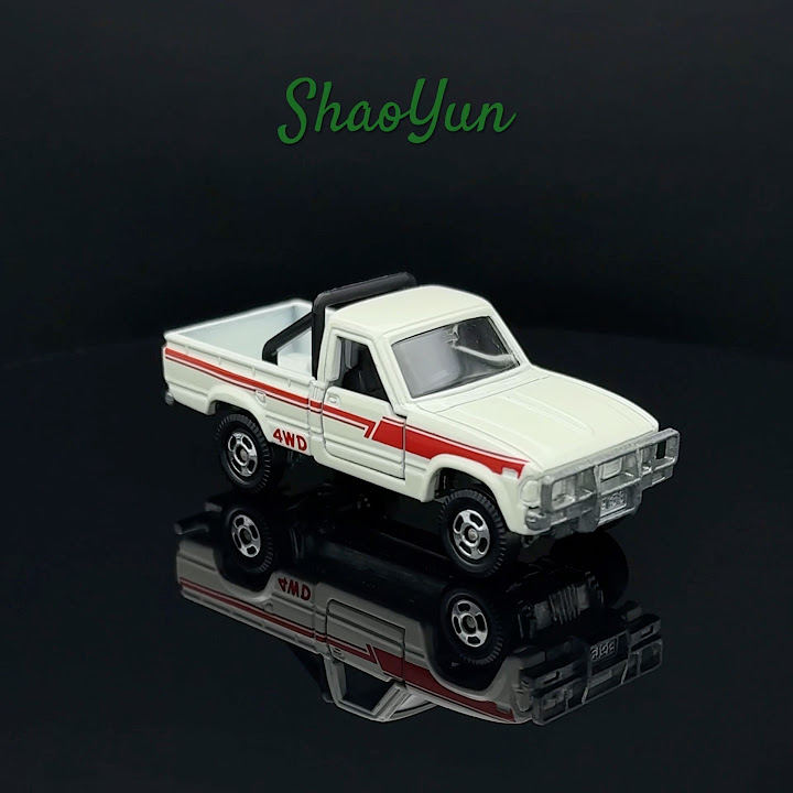 トミカ/TOMICA/TOMY/日本製/黑箱/61-3/Toyota Hilux 4WD/トヨタ ハイラックス4WD/1981～1988 - YouTube