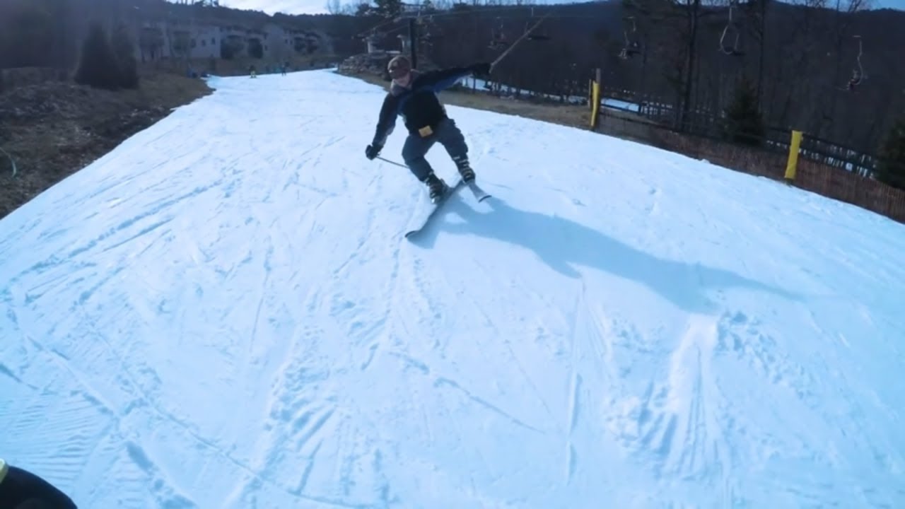 Pizza Skiing? - YouTube
