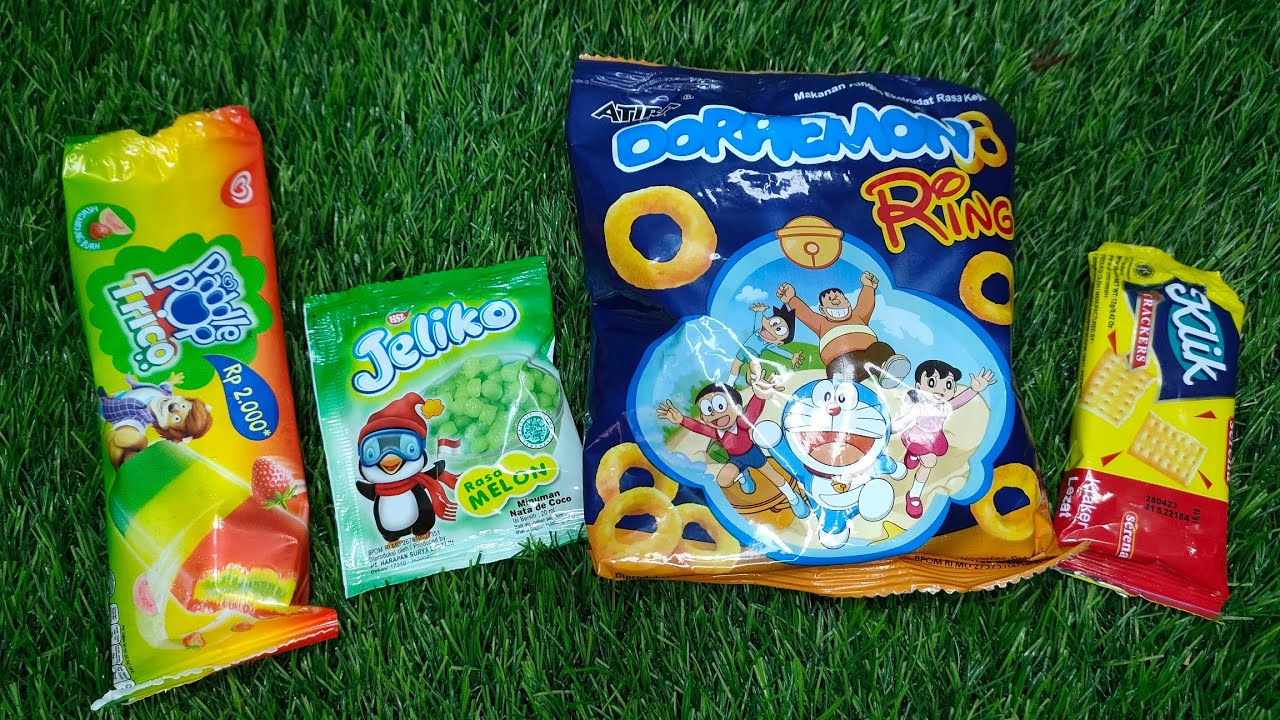 Banyak makanan permen yupi,bebek,kuda,permen,kuda poni,es krim,jeliko ...