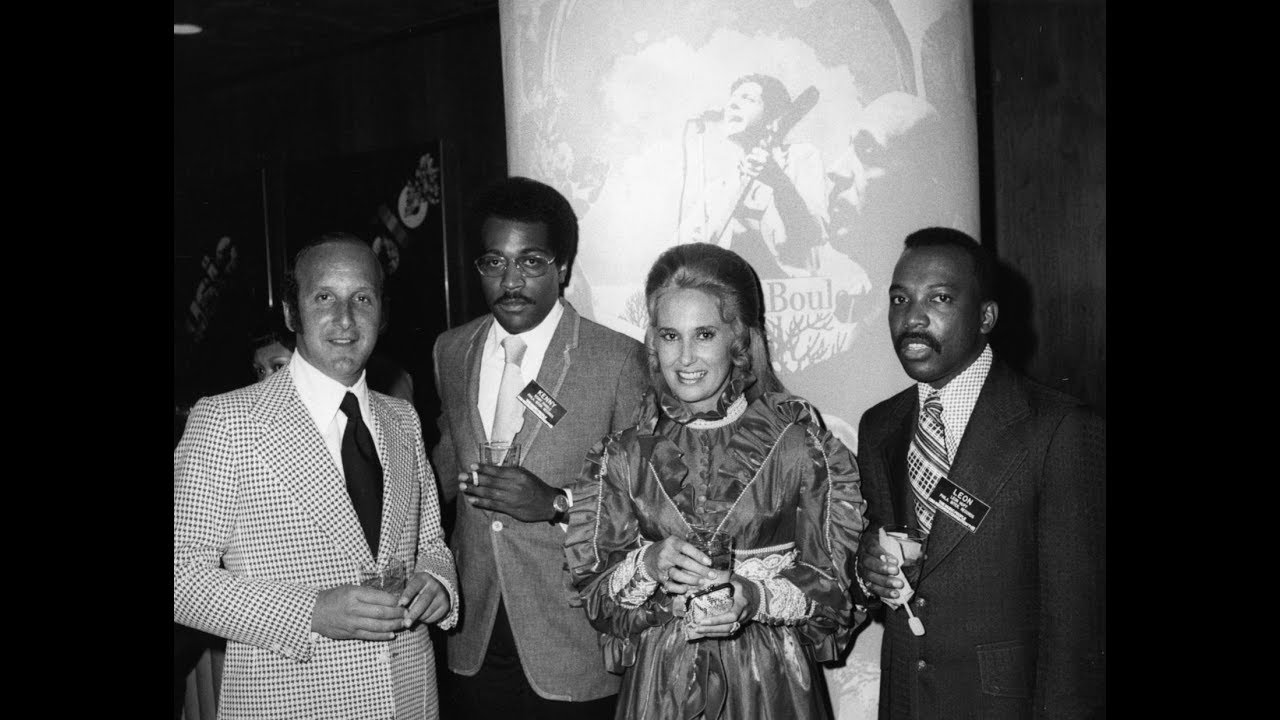 A Conversation with Kenny Gamble (Part 2) - YouTube