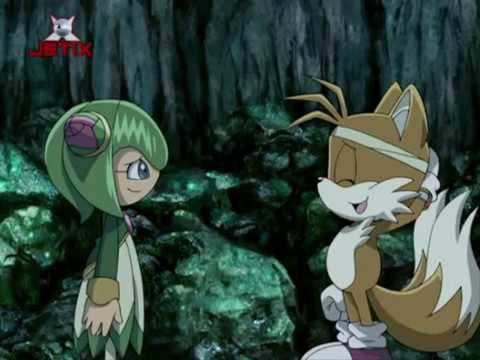 Cream and Cosmo Who is that girl