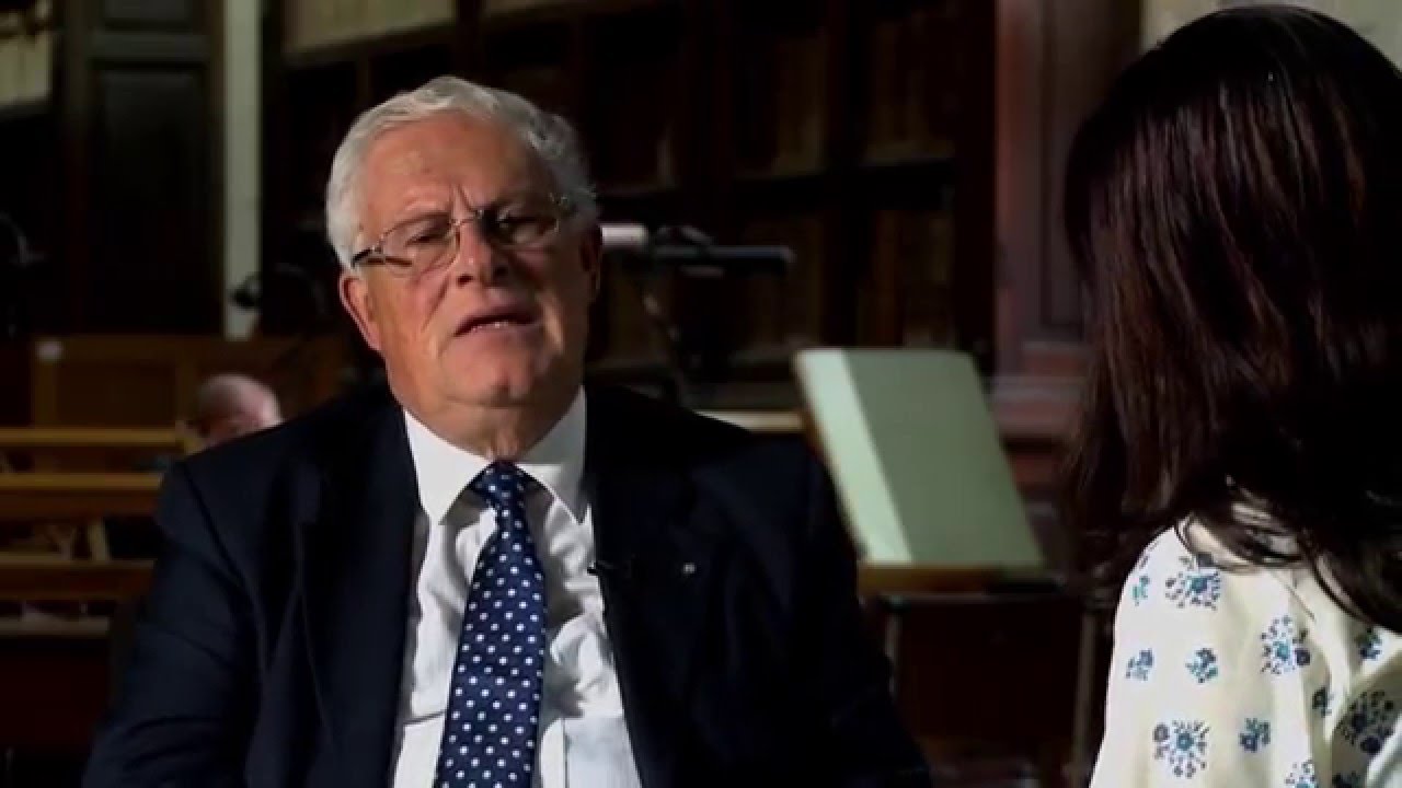 'Xi qrajt dan l-aħħar?' - EP 12 Henry Frendo - YouTube