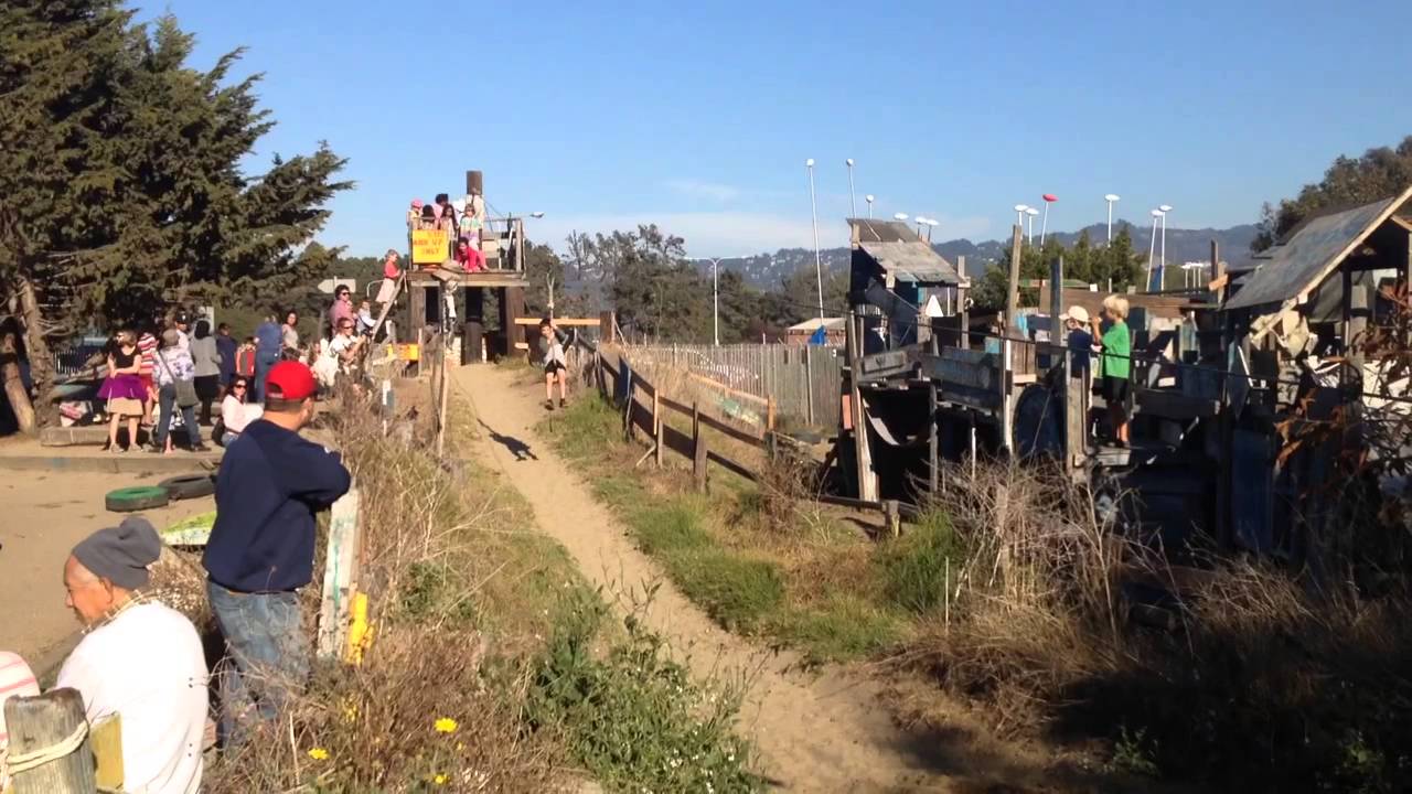 Berkeley Adventure Playground Zipline - YouTube