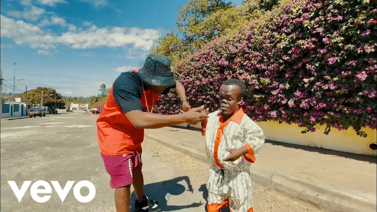 Lil Wayne De Moz_Feat_ Regardo_-_Sou Patrão_( Videoclipe Officiel ) By ...