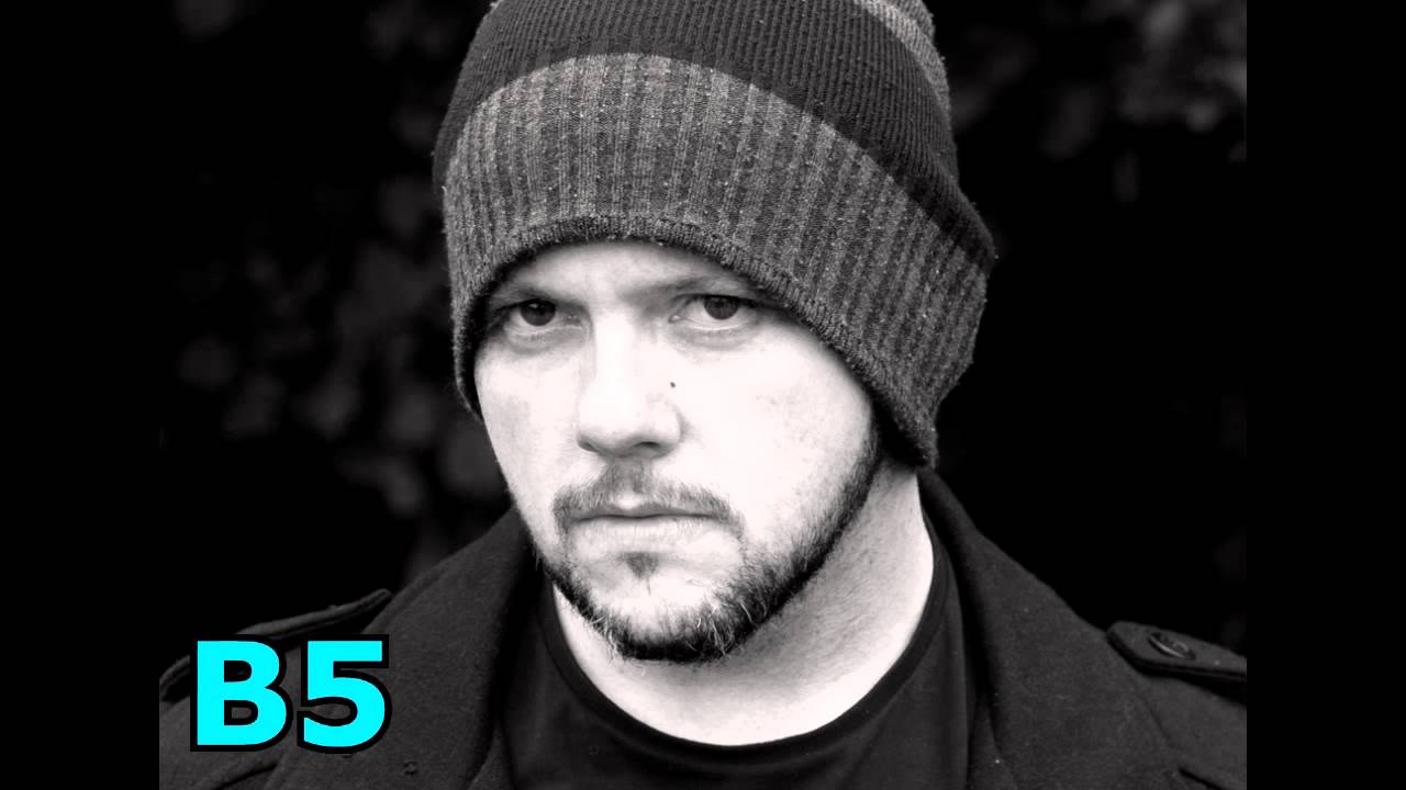 Michael Mills (Toehider): 4 Octave Vocal Range (C2-C6) - YouTube