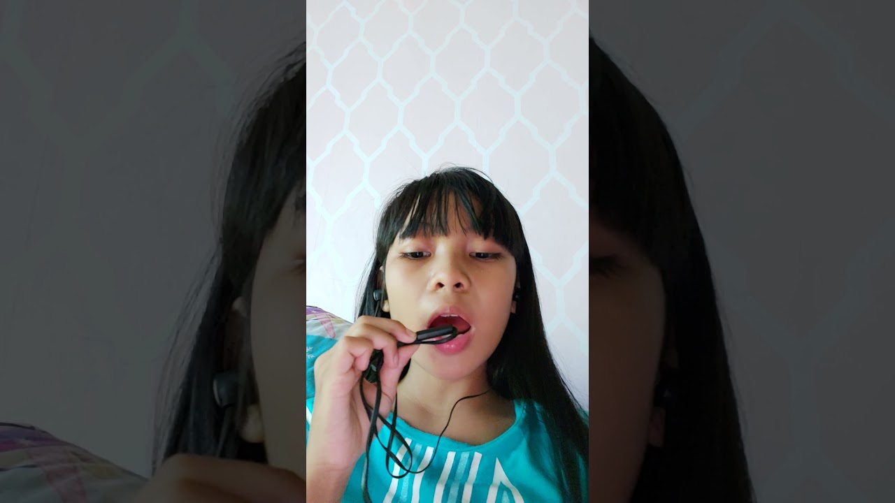 Shanika menyanyi why we sing - YouTube