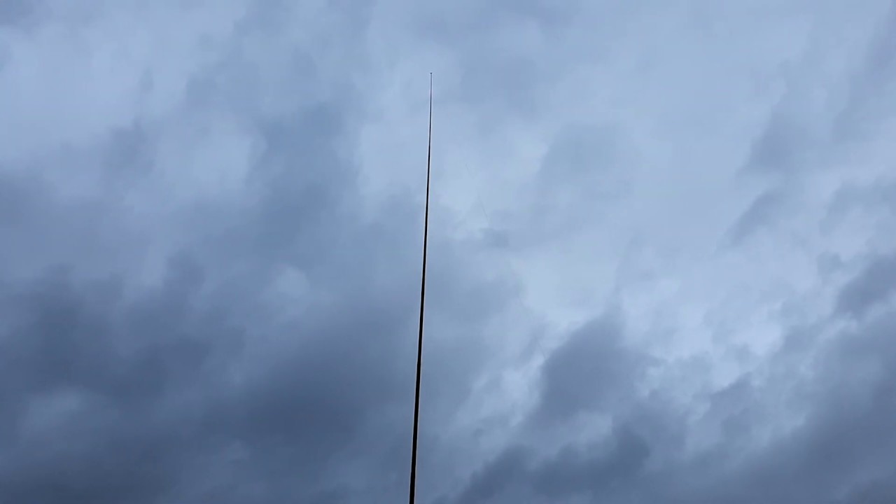 Jackite Pole for Ham Radio antennas- Long Term Test - YouTube