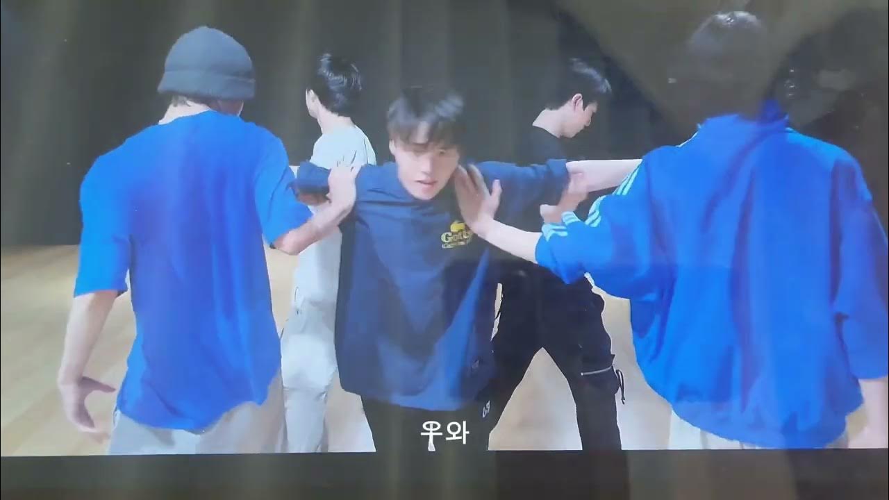 TREASURE(T5) MOVE DANCE PRACTICE VEDIO REACTION - YouTube